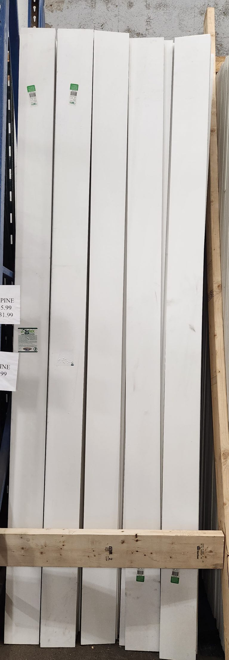 Moulding/Trim - LOU'S BARGAIN BARN