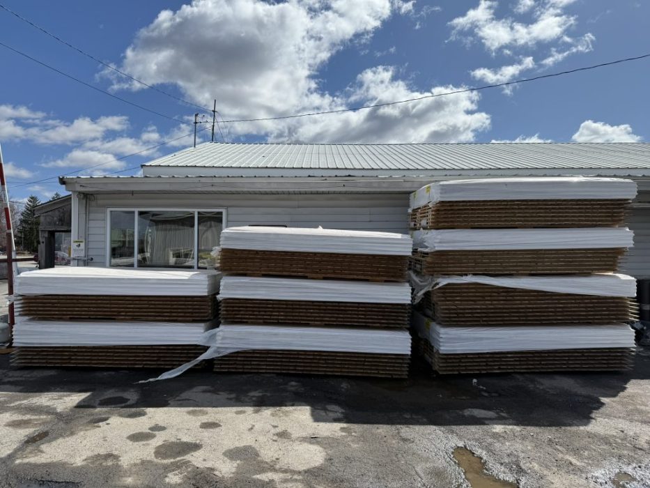 Super Saver's - LOU'S BARGAIN BARN